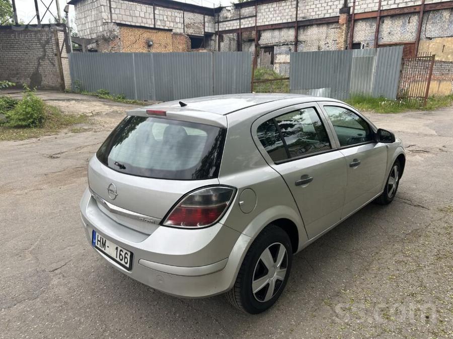 Opel Astra 2010 in Riga, with an engine capacity of 1.70 L and mileage of 259 thousand km for 1490 €, photo 6 on AUTOMOTO.COM.LV