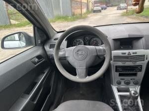 Opel Astra 2010 in Riga, with an engine capacity of 1.70 L and mileage of 259 thousand km for 1490 €, photo 18 on AUTOMOTO.COM.LV