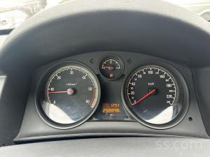 Opel Astra 2010 in Riga, with an engine capacity of 1.70 L and mileage of 259 thousand km for 1490 €, photo 20 on AUTOMOTO.COM.LV