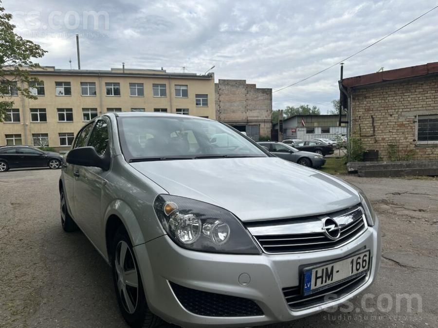 Opel Astra 2010 in Riga, with an engine capacity of 1.70 L and mileage of 259 thousand km for 1490 €, photo 22 on AUTOMOTO.COM.LV