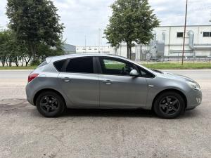 Opel Astra 2010 Klaipėda, ar dzinēja tilpumu 1.70 L un nobraukumu 269 tūkst. km par 2150 €, foto 5 vietnē AUTOMOTO.COM.LV