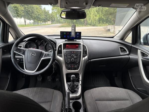 Opel Astra 2010 in Klaipeda, with an engine capacity of 1.70 L and mileage of 269 thousand km for 2150 €, photo 10 on AUTOMOTO.COM.LV
