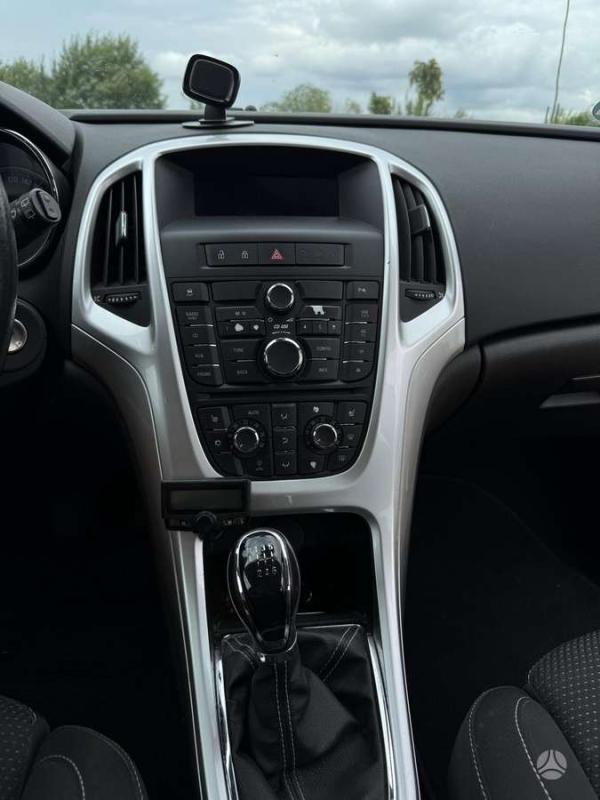 Opel Astra 2010 Kauņa, ar dzinēja tilpumu 1.69 L un nobraukumu 213 tūkst. km par 2300 €, foto 6 vietnē AUTOMOTO.COM.LV