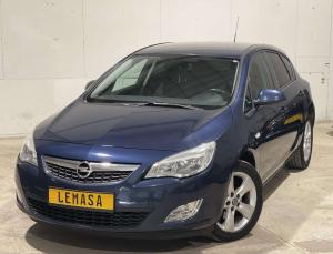 Opel Astra 2010 in Klaipeda, with an engine capacity of 0.00 L and mileage of 151 thousand km for 3999 €, photo 3 on AUTOMOTO.COM.LV