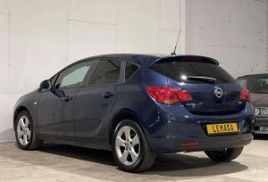Opel Astra 2010 in Klaipeda, with an engine capacity of 0.00 L and mileage of 151 thousand km for 3999 €, photo 6 on AUTOMOTO.COM.LV