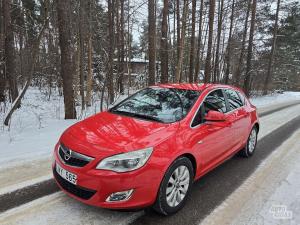 Opel Astra 2011 Viļņa, ar dzinēja tilpumu 1.70 L un nobraukumu 293 tūkst. km par 2350 €, foto  vietnē AUTOMOTO.COM.LV