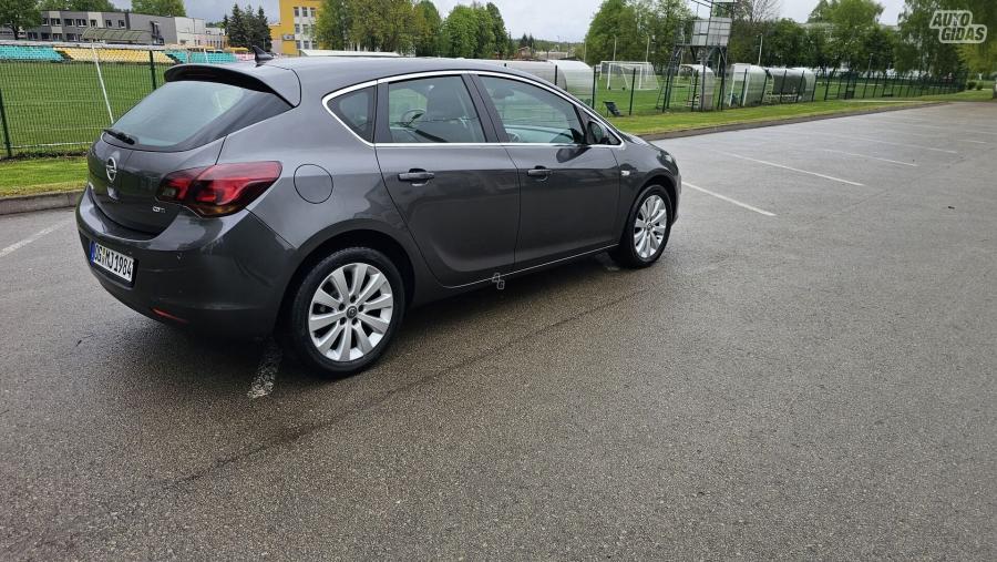 Opel Astra 2011 Kazlų Rūda, ar dzinēja tilpumu 1.70 L un nobraukumu 250 tūkst. km par 3100 €, foto 6 vietnē AUTOMOTO.COM.LV