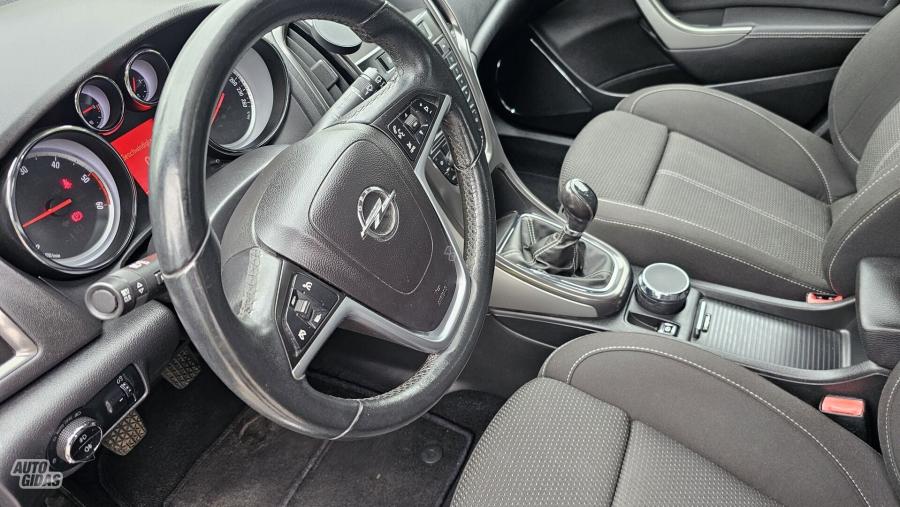 Opel Astra 2011 Kazlų Rūda, ar dzinēja tilpumu 1.70 L un nobraukumu 250 tūkst. km par 3100 €, foto 12 vietnē AUTOMOTO.COM.LV