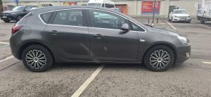 Opel Astra 2011 in Vilnius, with an engine capacity of 1.70 L and mileage of 289 thousand km for 2450 €, photo 5 on AUTOMOTO.COM.LV