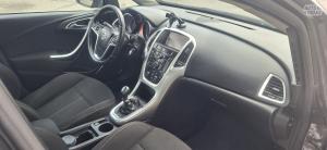 Opel Astra 2011 in Vilnius, with an engine capacity of 1.70 L and mileage of 289 thousand km for 2450 €, photo 12 on AUTOMOTO.COM.LV