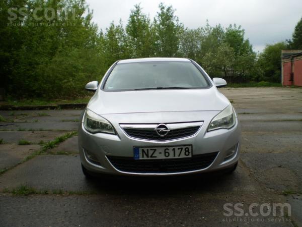 Опель Астра 2011 в Даугавпилс, объемом двигателя 1.70 л и пробегом 314 тыс. км за 2180 €, фото 5 на AUTOMOTO.COM.LV