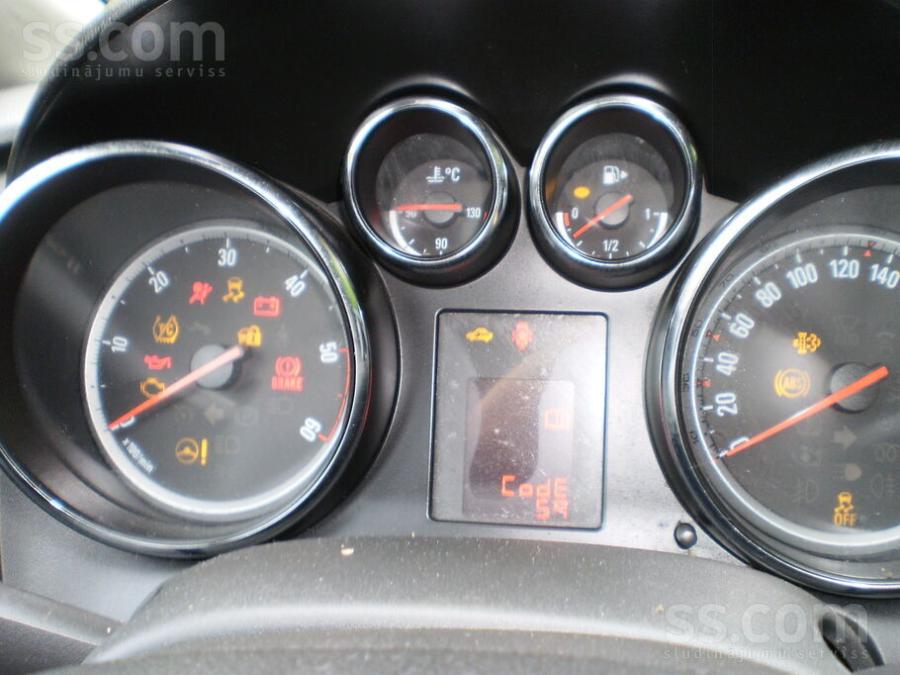 Opel Astra 2011 in Daugavpils, with an engine capacity of 1.70 L and mileage of 314 thousand km for 2180 €, photo 22 on AUTOMOTO.COM.LV