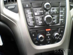 Opel Astra 2011 in Daugavpils, with an engine capacity of 1.70 L and mileage of 314 thousand km for 2180 €, photo 24 on AUTOMOTO.COM.LV