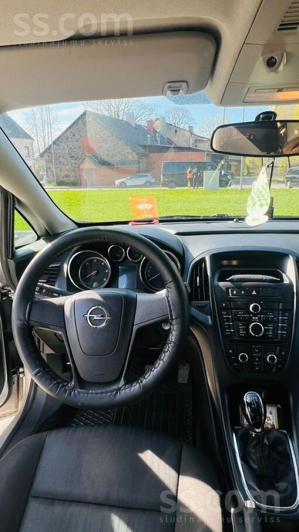 Opel Astra 2011 Valmiera, ar dzinēja tilpumu 1.30 L un nobraukumu 200 tūkst. km par 2550 €, foto 6 vietnē AUTOMOTO.COM.LV