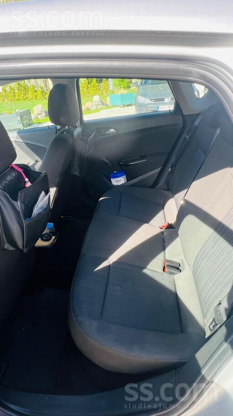 Opel Astra 2011 Valmiera, ar dzinēja tilpumu 1.30 L un nobraukumu 200 tūkst. km par 2550 €, foto 9 vietnē AUTOMOTO.COM.LV
