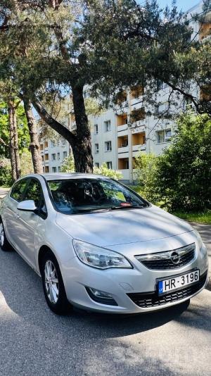 Opel Astra 2011 in Valmiera, with an engine capacity of 1.30 L and mileage of 200 thousand km for 1950 €, photo  on AUTOMOTO.COM.LV