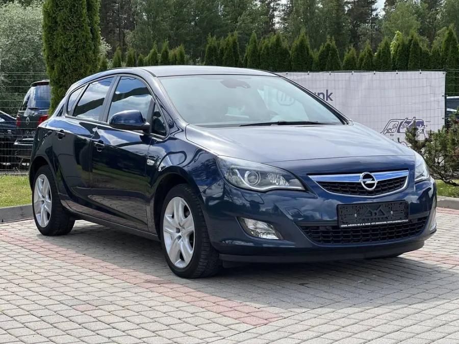 Opel Astra 2011 Cēsis, ar dzinēja tilpumu 1.40 L un nobraukumu 220 tūkst. km par 4800 €, foto 5 vietnē AUTOMOTO.COM.LV