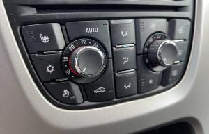 Opel Astra 2011 Cēsis, ar dzinēja tilpumu 1.40 L un nobraukumu 220 tūkst. km par 4800 €, foto 19 vietnē AUTOMOTO.COM.LV