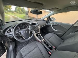 Opel Astra 2011 in Raseiniai, with an engine capacity of 1.40 L and mileage of 215 thousand km for 1600 €, photo 8 on AUTOMOTO.COM.LV