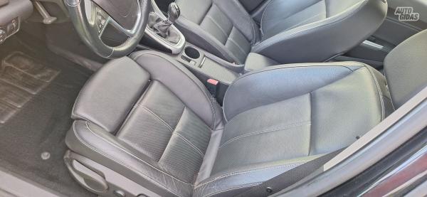 Opel Astra 2011 in Vievis, with an engine capacity of 2.00 L and mileage of 273 thousand km for 3250 €, photo 8 on AUTOMOTO.COM.LV