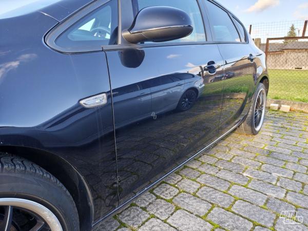 Opel Astra 2011 in Marijampole, with an engine capacity of 1.60 L and mileage of 284 thousand km for 1550 €, photo 7 on AUTOMOTO.COM.LV