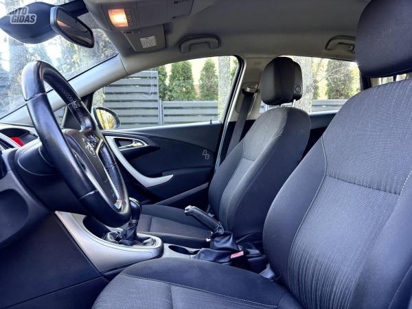 Opel Astra 2011 in Kaunas, with an engine capacity of 1.30 L and mileage of 111 thousand km for 1950 €, photo 10 on AUTOMOTO.COM.LV