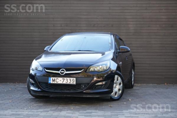 Opel Astra 2012 in Riga, with an engine capacity of 1.70 L and mileage of 149 thousand km for 4490 €, photo 1 on AUTOMOTO.COM.LV