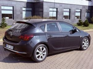 Opel Astra 2012 Viļņa, ar dzinēja tilpumu 2.00 L un nobraukumu 250 tūkst. km par 2800 €, foto 5 vietnē AUTOMOTO.COM.LV