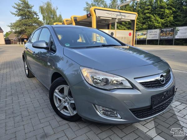 Opel Astra 2012 Jurbarkas, ar dzinēja tilpumu 1.60 L un nobraukumu 188 tūkst. km par 3650 €, foto 1 vietnē AUTOMOTO.COM.LV