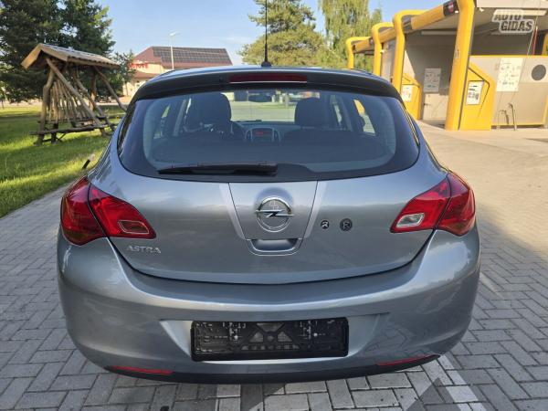 Opel Astra 2012 Jurbarkas, ar dzinēja tilpumu 1.60 L un nobraukumu 188 tūkst. km par 3650 €, foto 6 vietnē AUTOMOTO.COM.LV