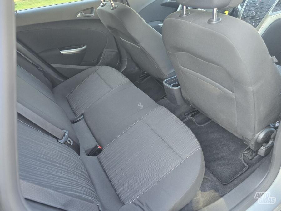 Opel Astra 2012 in Jurbarkas, with an engine capacity of 1.60 L and mileage of 188 thousand km for 3650 €, photo 12 on AUTOMOTO.COM.LV