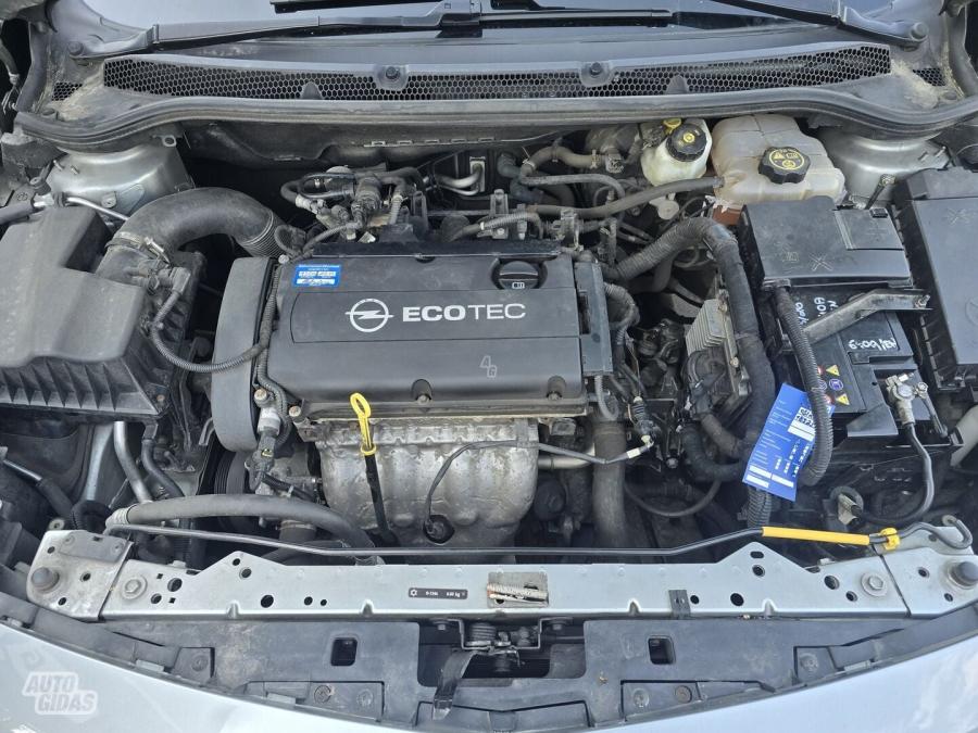 Opel Astra 2012 in Jurbarkas, with an engine capacity of 1.60 L and mileage of 188 thousand km for 3650 €, photo 15 on AUTOMOTO.COM.LV