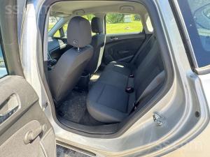 Opel Astra 2012 in Riga, with an engine capacity of 1.40 L and mileage of 145 thousand km for 3600 €, photo 9 on AUTOMOTO.COM.LV