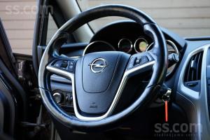 Opel Astra 2012 in Riga, with an engine capacity of 1.70 L and mileage of 149 thousand km for 4490 €, photo 8 on AUTOMOTO.COM.LV
