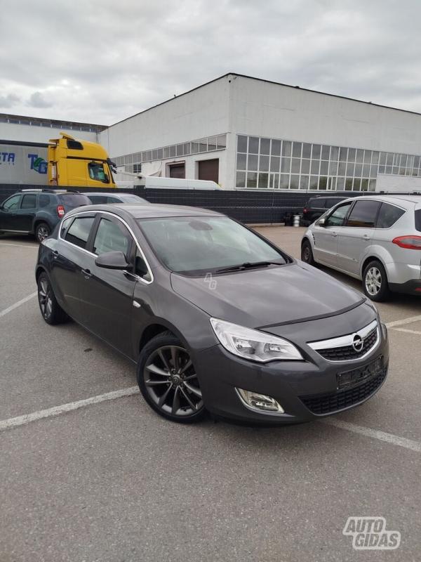Opel Astra 2012 Marijampole, ar dzinēja tilpumu 1.60 L un nobraukumu 235 tūkst. km par 3150 €, foto 2 vietnē AUTOMOTO.COM.LV