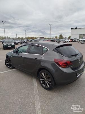 Opel Astra 2012 Marijampole, ar dzinēja tilpumu 1.60 L un nobraukumu 235 tūkst. km par 3150 €, foto 5 vietnē AUTOMOTO.COM.LV