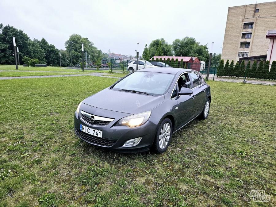 Opel Astra 2012 Kauņa, ar dzinēja tilpumu 1.40 L un nobraukumu 258 tūkst. km par 1900 €, foto 5 vietnē AUTOMOTO.COM.LV