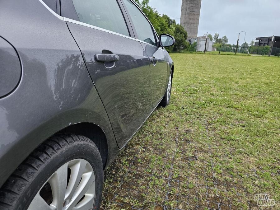Opel Astra 2012 Kauņa, ar dzinēja tilpumu 1.40 L un nobraukumu 258 tūkst. km par 1900 €, foto 10 vietnē AUTOMOTO.COM.LV