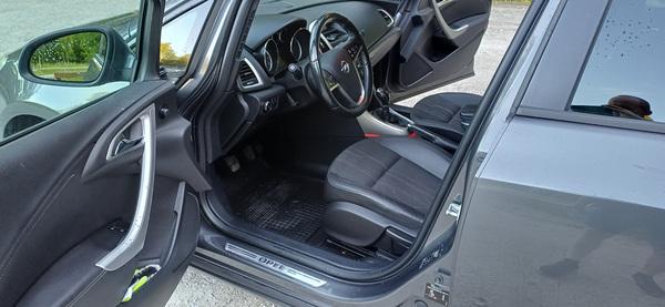 Opel Astra 2012 in Tallinn, with an engine capacity of 1.40 L and mileage of 159 thousand km for 4000 €, photo 8 on AUTOMOTO.COM.LV
