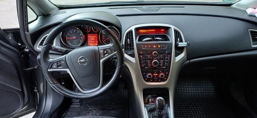 Opel Astra 2012 Tallina, ar dzinēja tilpumu 1.40 L un nobraukumu 159 tūkst. km par 4000 €, foto 27 vietnē AUTOMOTO.COM.LV