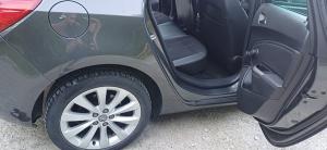 Opel Astra 2012 Tallina, ar dzinēja tilpumu 1.40 L un nobraukumu 159 tūkst. km par 4000 €, foto 29 vietnē AUTOMOTO.COM.LV
