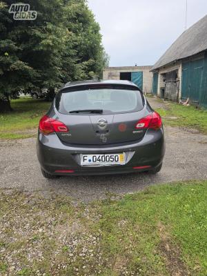 Opel Astra 2012 Viļņa, ar dzinēja tilpumu 1.20 L un nobraukumu 185 tūkst. km par 2600 €, foto 7 vietnē AUTOMOTO.COM.LV