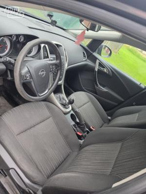 Opel Astra 2012 Viļņa, ar dzinēja tilpumu 1.20 L un nobraukumu 185 tūkst. km par 2600 €, foto 11 vietnē AUTOMOTO.COM.LV