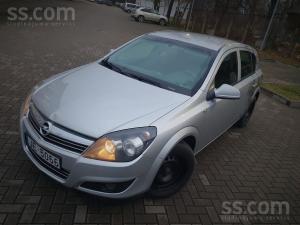 Opel Astra 2013 in Jelgava, with an engine capacity of 1.60 L and mileage of 377 thousand km for 1950 €, photo 7 on AUTOMOTO.COM.LV