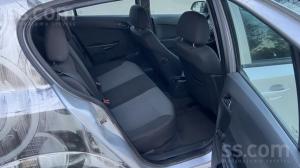 Opel Astra 2013 in Jelgava, with an engine capacity of 1.60 L and mileage of 377 thousand km for 1800 €, photo 14 on AUTOMOTO.COM.LV