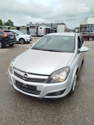 Opel Astra 2013 Marijampole, ar dzinēja tilpumu 1.60 L un nobraukumu 171 tūkst. km par 2150 €, foto  vietnē AUTOMOTO.COM.LV