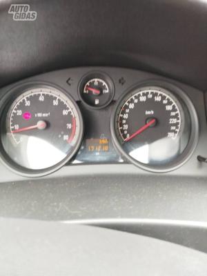 Opel Astra 2013 Marijampole, ar dzinēja tilpumu 1.60 L un nobraukumu 171 tūkst. km par 2150 €, foto 8 vietnē AUTOMOTO.COM.LV
