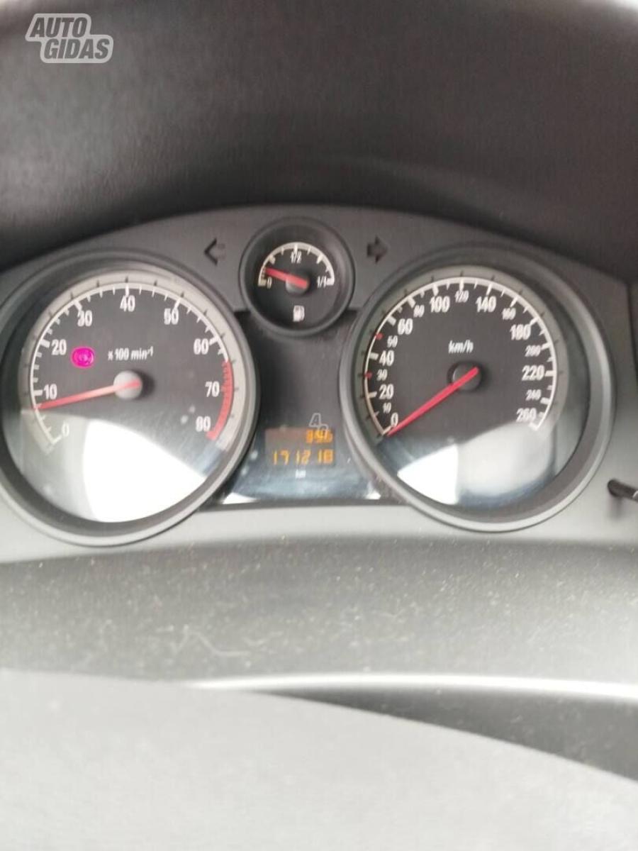 Opel Astra 2013 Marijampole, ar dzinēja tilpumu 1.60 L un nobraukumu 171 tūkst. km par 2150 €, foto 8 vietnē AUTOMOTO.COM.LV