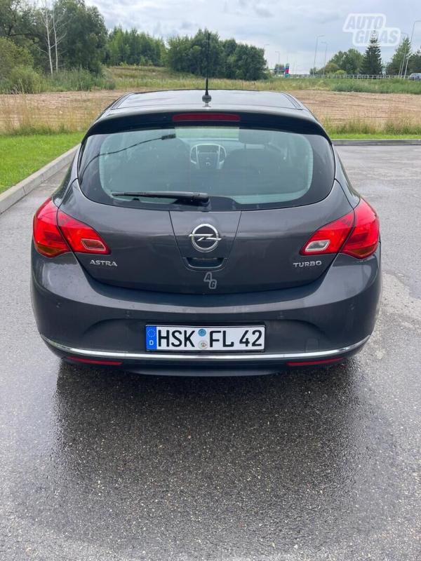 Opel Astra 2013 in Utena, with an engine capacity of 1.40 L and mileage of 143 thousand km for 4200 €, photo 7 on AUTOMOTO.COM.LV