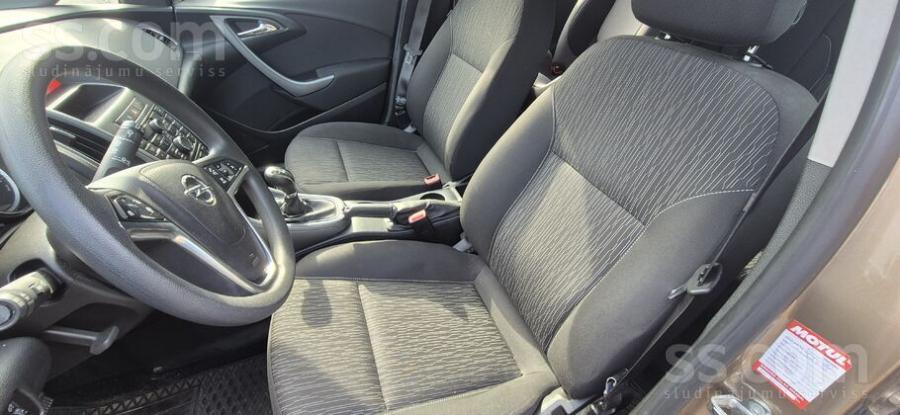 Opel Astra 2013 Rīga, ar dzinēja tilpumu 1.40 L un nobraukumu 139 tūkst. km par 4000 €, foto 13 vietnē AUTOMOTO.COM.LV